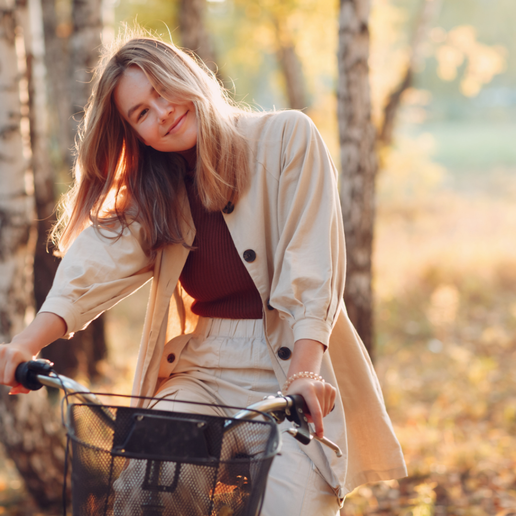 Why live a cyclical life? ⋆ Andrea Claassen